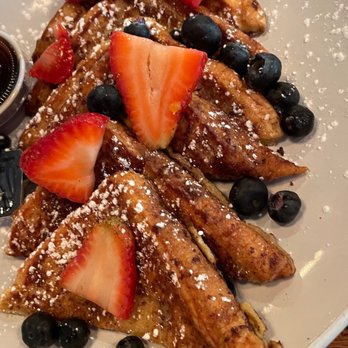 THE HOWLIN BIRD - Updated July 2024 - 190 Photos & 102 Reviews - 123 S ...