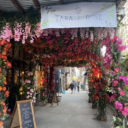 TARA ROSE - Updated January 2026 - 1198 Photos & 1015 Reviews - 384 3rd ...