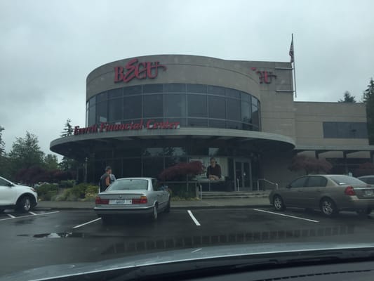 BECU - Updated April 2024 - 25 Photos & 98 Reviews - 11127 Evergreen ...