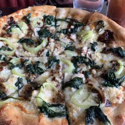 800 MAPLE - Updated July 2024 - 208 Photos & 201 Reviews - 800 Maple Rd ...