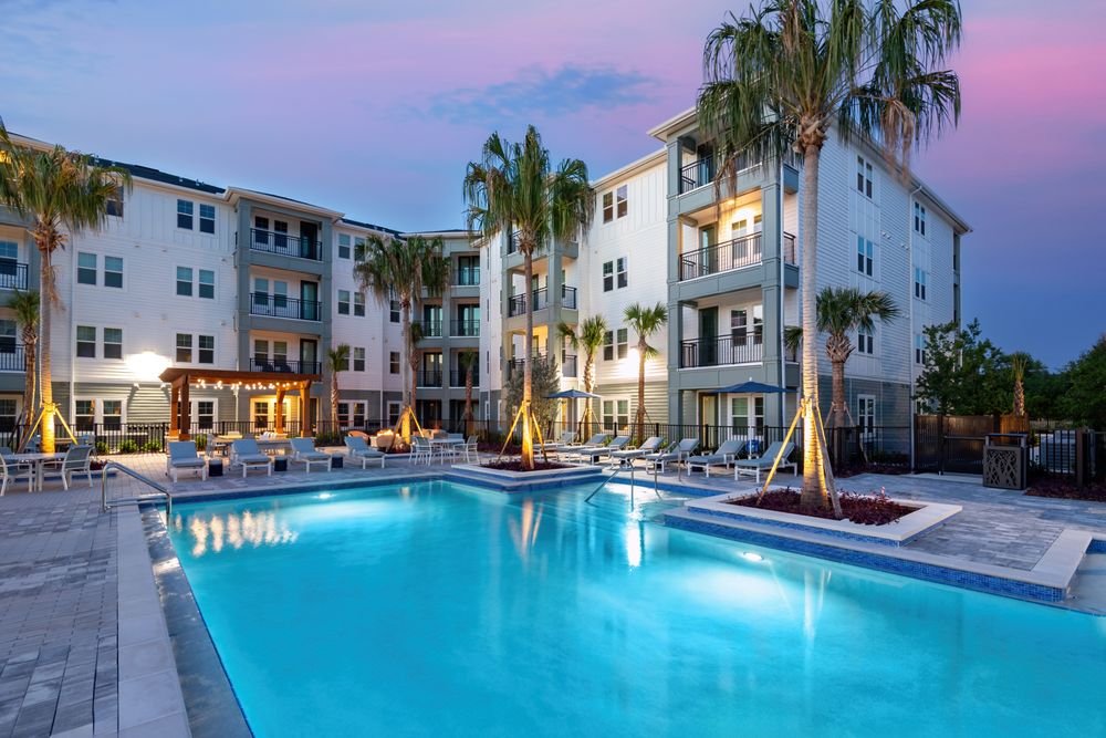 MARLOWE LAKE MANATEE - Updated August 2025 - 22 Photos - 14370 SR 64 E ...