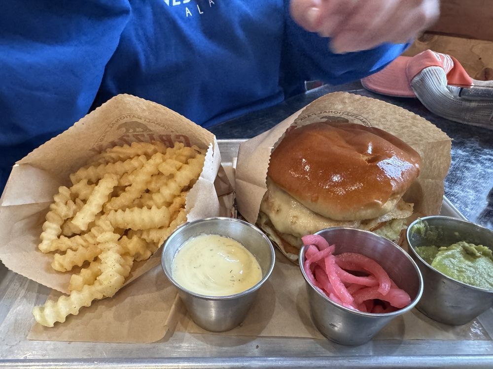 GRIZZLY BURGER - Updated January 2026 - 15 Photos & 13 Reviews - 2385 ...