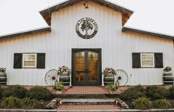 THE BARN AT LIVE OAK RANCH - Updated February 2025 - Request ...