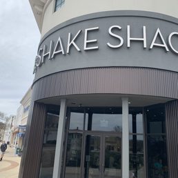 SHAKE SHACK BIRMINGHAM - Updated June 2025 - 216 Photos & 236 Reviews ...