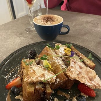 MAVEN - Updated December 2025 - 206 Photos & 124 Reviews - 1006 17 Ave ...