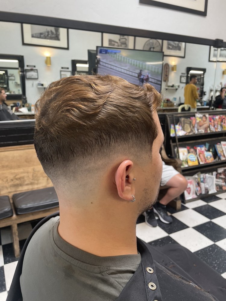 BUSHWACKER BARBERSHOP - 123 Photos & 272 Reviews - 1024 Sixth Ave ...