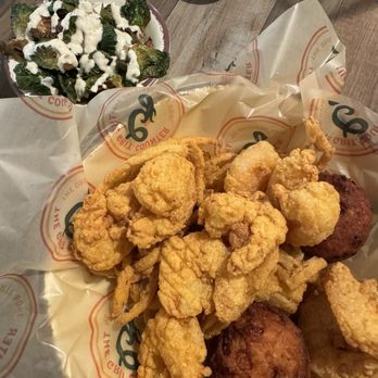 THE GRIT COUNTER - NORTH CHARLESTON - Updated January 2026 - 600 Photos ...