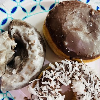 SARAH DONUTS - Updated September 2025 - 80 Photos & 59 Reviews - 7110 ...