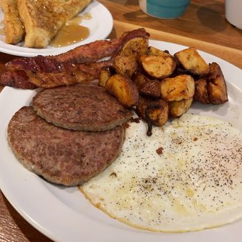 OCEANVIEW DINER - 175 Photos & 198 Reviews - 9619 Granby Street ...