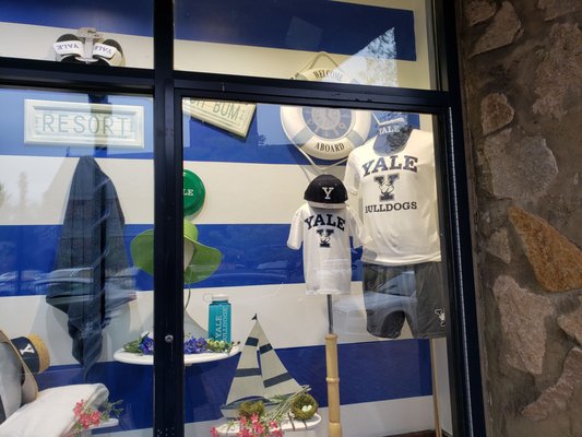 THE YALE BOOKSTORE - 36 Photos & 40 Reviews - 77 Broadway, New Haven ...