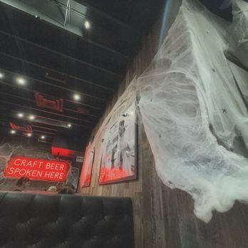 FINNEY’S CRAFTHOUSE - OCEANSIDE - Updated February 2025 - 467 Photos ...