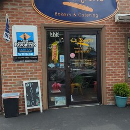 LA BAGUETTE BAKERY AND CATERING - Updated July 2025 - 66 Photos & 79 ...