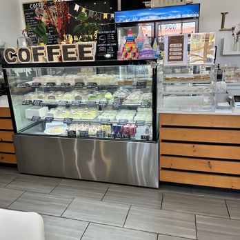 LING’S CAKERY - Updated August 2025 - 114 Photos & 52 Reviews - 2723 N ...