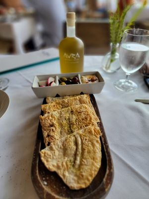 AVRA BEVERLY HILLS - 2205 Photos & 1164 Reviews - 233 N Beverly Dr ...