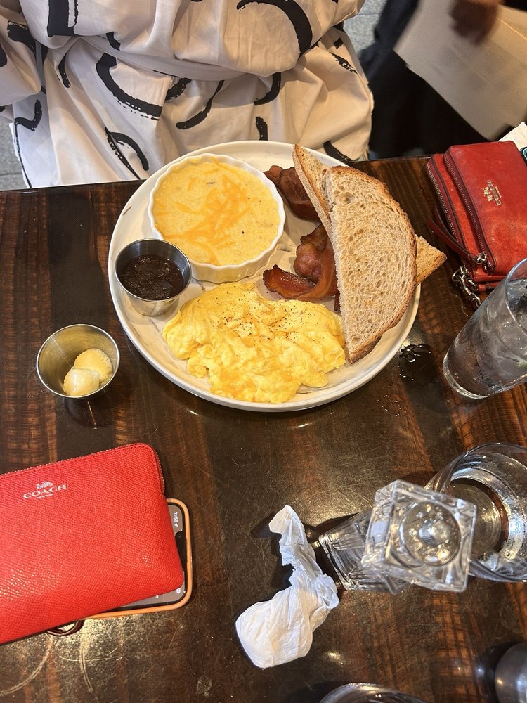 SQUARE 1682 - Updated November 2024 - 427 Photos & 438 Reviews - 121 S ...