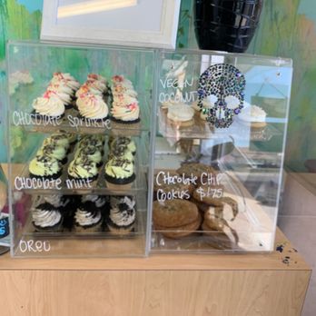 SWEET BAKING CO. - Updated February 2025 - 49 Photos & 49 Reviews - 322 ...