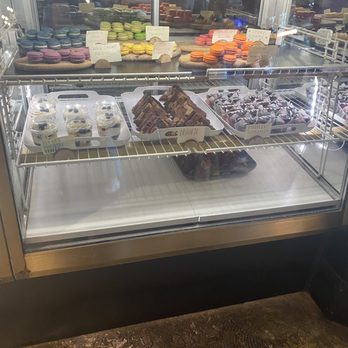 AVANTI FOOD & BEVERAGE - Updated July 2024 - 407 Photos & 230 Reviews ...