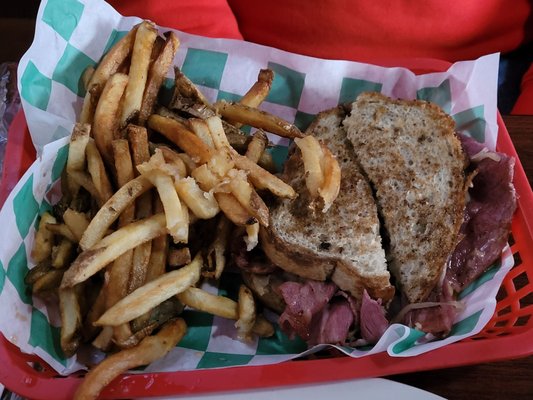 RAYZ CAFE - Updated May 2026 - 24 Photos & 46 Reviews - 608 Main St ...