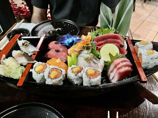 OI SUSHI - Updated July 2024 - 33 Photos & 11 Reviews - 10 Washington ...
