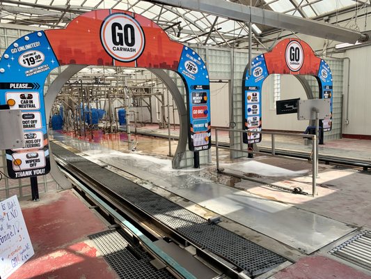 GO CAR WASH - OVERLAND PARK - Updated October 2025 - 23 Photos & 18 ...