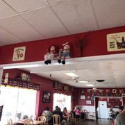 HILLVIEW FAMILY DINER & ICE CREAM - 124 Photos & 86 Reviews - 1679 Old ...
