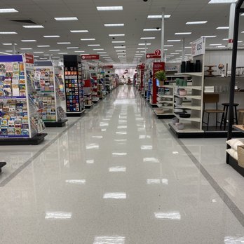 TARGET - Updated July 2024 - 854 Photos & 104 Reviews - 5800 S ...