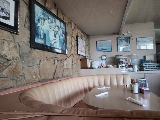 CHIPS - Updated December 2025 - 199 Photos & 193 Reviews - 11908 ...