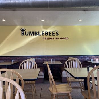 BUMBLEBEES BBQ AND GRILL - Updated December 2025 - 838 Photos & 847 ...