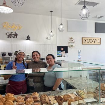 RUBY’S BAKERY AND CAFÉ - Updated January 2026 - 456 Photos & 293 ...