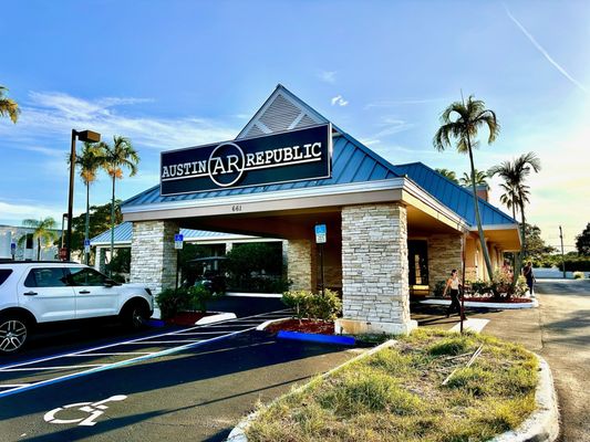 AUSTIN REPUBLIC - Updated December 2025 - 37 Photos & 35 Reviews - 661 ...