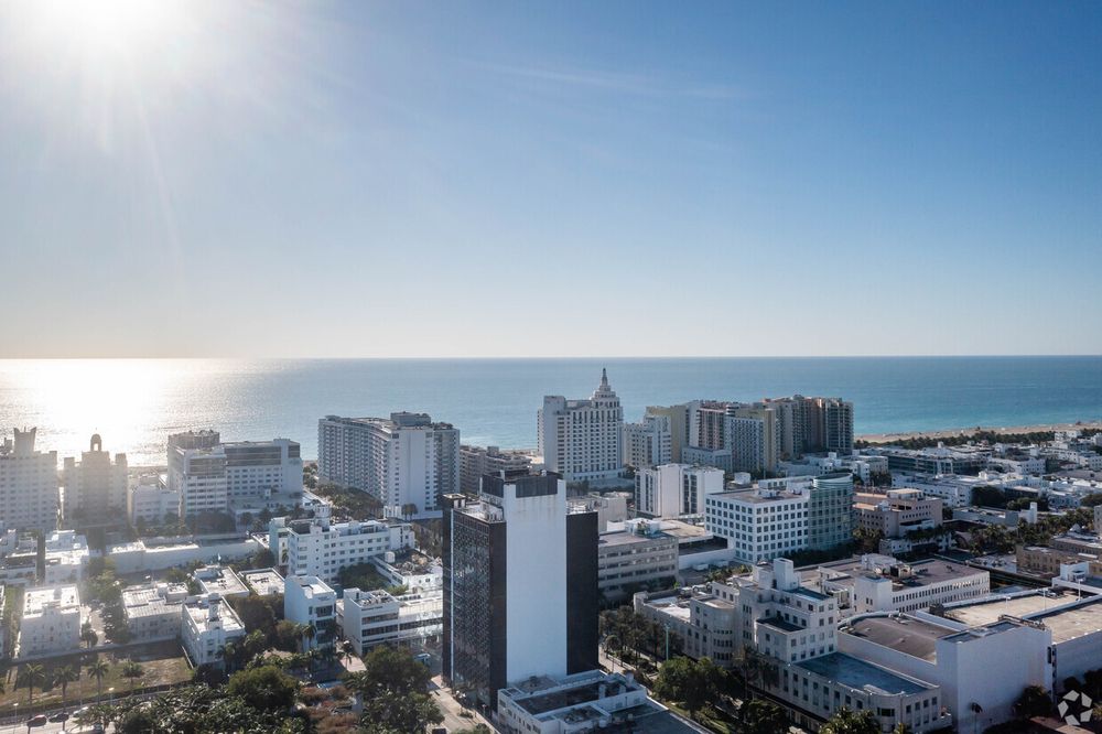 407 LINCOLN ROAD BUILDING - Updated April 2024 - Request Information ...