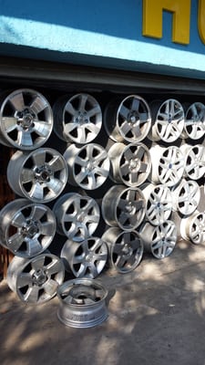 HUBCAP HEAVEN - Updated December 2025 - 44 Photos & 67 Reviews - 3451 S ...