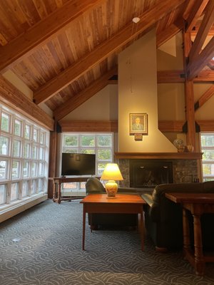 THE WARREN CONFERENCE CENTER AND INN - Updated August 2025 - 38 Photos ...