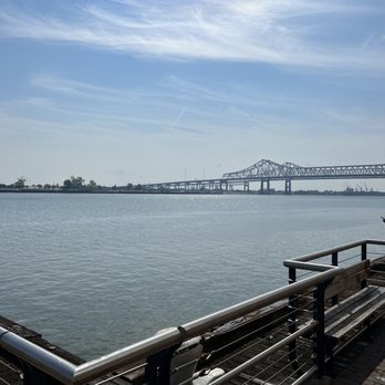 RIVERWALK OUTLETS - Updated July 2024 - 471 Photos & 199 Reviews - 500 ...