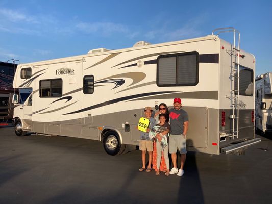 MIKE THOMPSON’S RV SUPER STORES - Updated December 2025 - 76 Photos ...