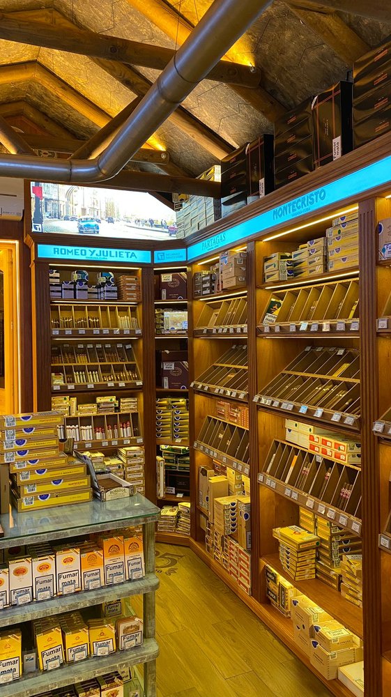 CIGAR SHOP MAGALLANES - 17 Photos - Calle Magallanes, 16, Madrid, Spain ...