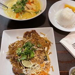 BEST THAI CUISINE | 685 Photos & 975 Reviews - 1735 Spruce St ...