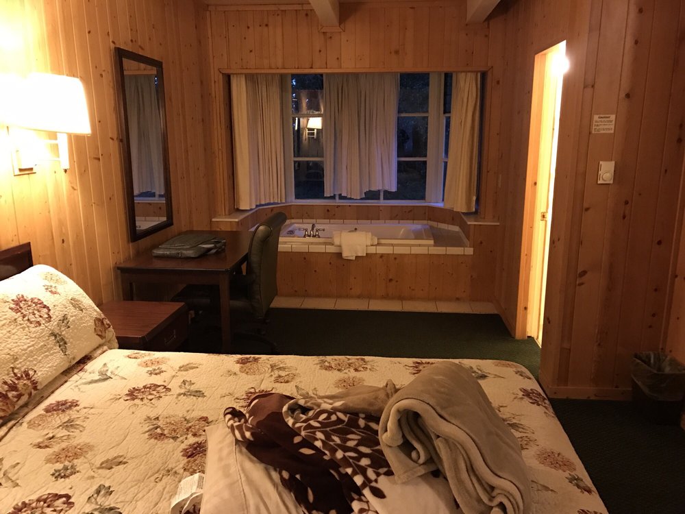 PINE BEACH INN & SUITES - Updated October 2025 - 63 Photos & 102 ...