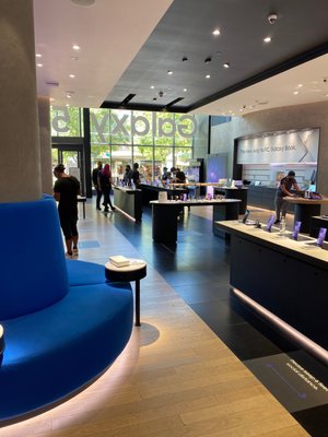 SAMSUNG EXPERIENCE STORE - Updated June 2025 - 126 Photos & 248 Reviews ...