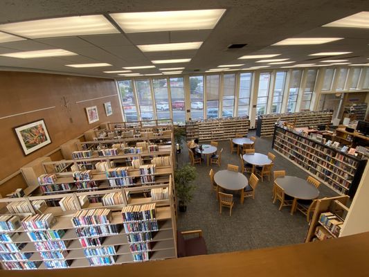 SAN BRUNO PUBLIC LIBRARY - Updated December 2025 - 73 Photos & 33 ...