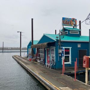 THE PUFFIN CAFE - 183 Photos & 186 Reviews - 14 S A St, Washougal, WA ...