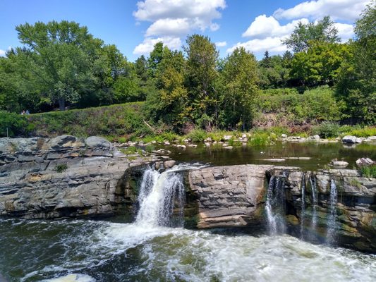 HOG’S BACK FALLS PARK - Updated August 2024 - 49 Photos & 19 Reviews ...