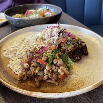 CALGARY MOMO HOUSE - Updated April 2025 - 63 Photos & 44 Reviews - 2150 ...