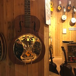 GUITAR CENTER - 23 Photos & 149 Reviews - Guitar Stores - 2633 N ...