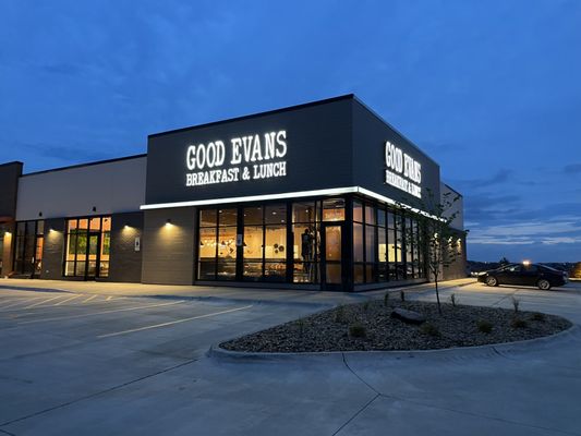 GOOD EVANS - ELKHORN - Updated November 2025 - 57 Photos & 46 Reviews ...