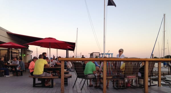 THE PONUS YACHT CLUB - Updated July 2024 - 28 Photos & 23 Reviews - 41 ...