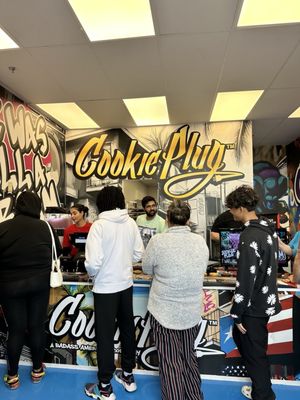 COOKIE PLUG - Updated March 2025 - 77 Photos & 35 Reviews - 4526 W ...