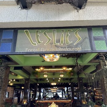 LESLIE’S RESTAURANT TAGAYTAY - Updated December 2025 - 166 Photos & 36 ...