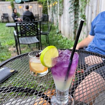 THE ORACLE - Updated December 2025 - 33 Photos & 25 Reviews - 1159 Oak ...