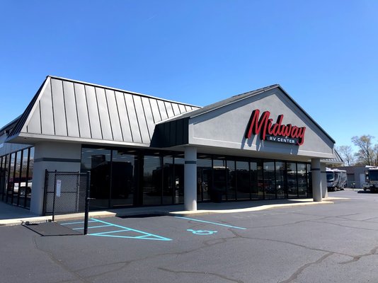 MIDWAY RV CENTER - Updated October 2025 - 52 Photos & 17 Reviews - 5590 ...